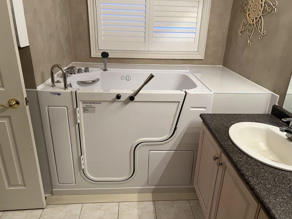 Walk-In Tub Collingwood – Safe Bathing Canada